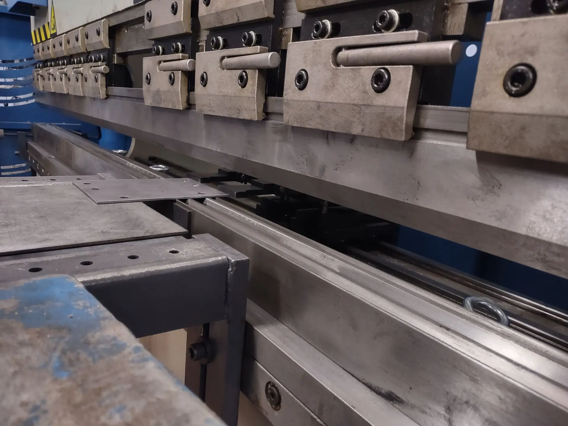 Custom Manufacturing Inc. | Comprehensive Manufacturing Capabilities